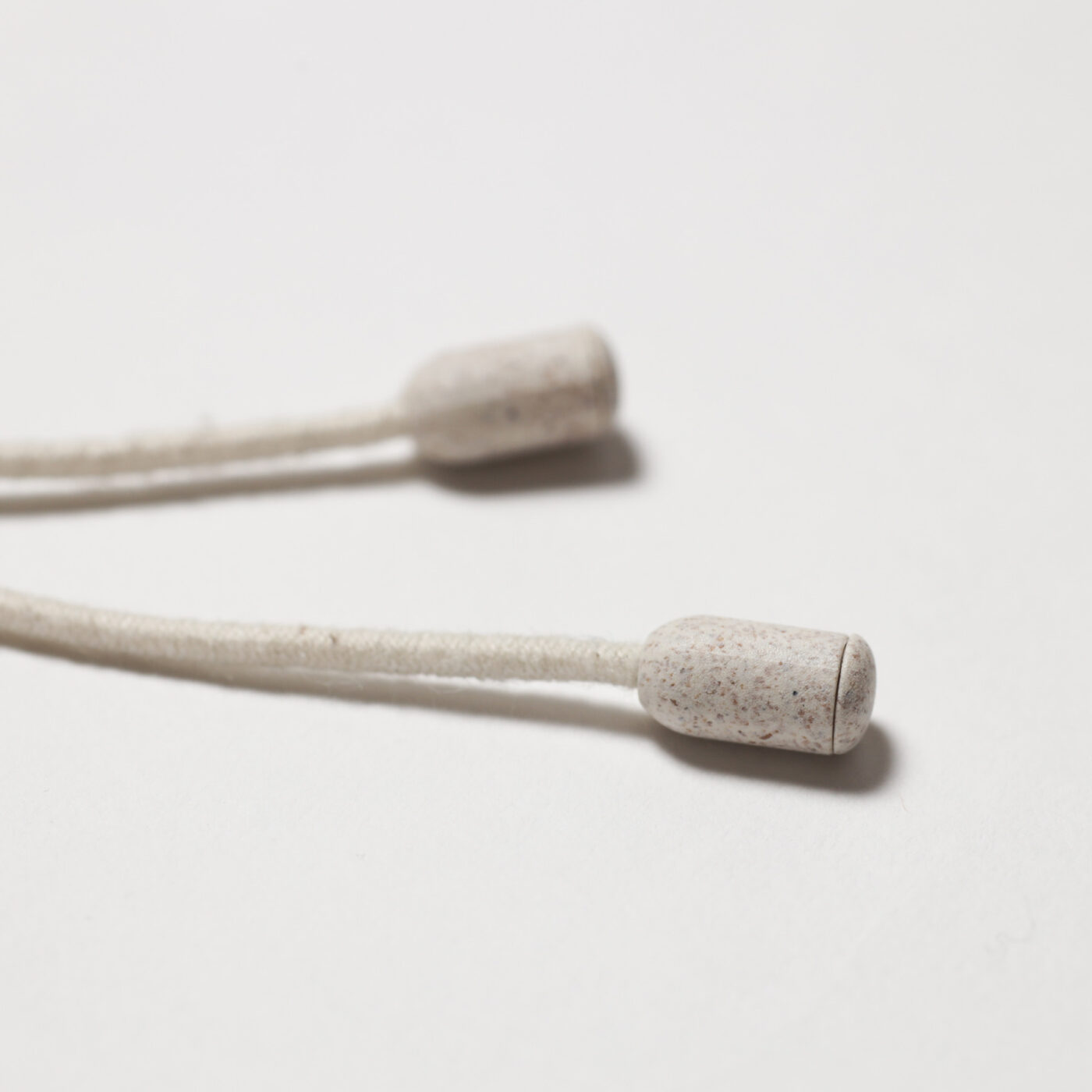 White Fizz Cord Stop | Merchant&Mills | 内田ミシン商会
